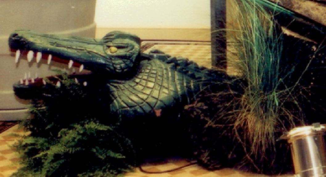 Alligator Statue – LB Event Decor